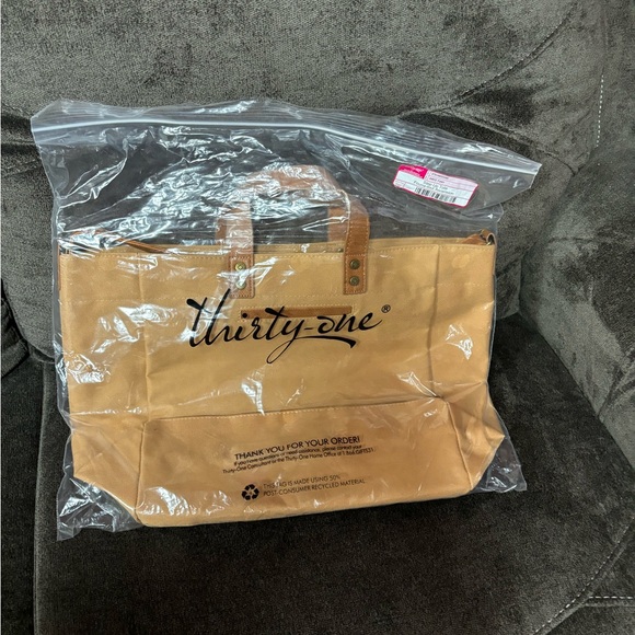 thirty-one | Bags | Thirtyone Step Up Tote New Still In Bag In Fawn ...